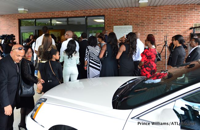 Page 16 of 27 - More Pics From Chris Kelly Of Kris Kross' Funeral ...