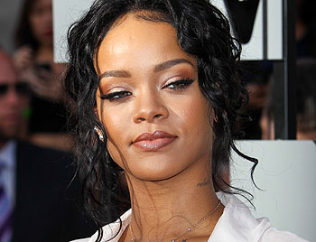 Rihanna Leaves Def Jam, Signs To Roc Nation - Hip-Hop Wired
