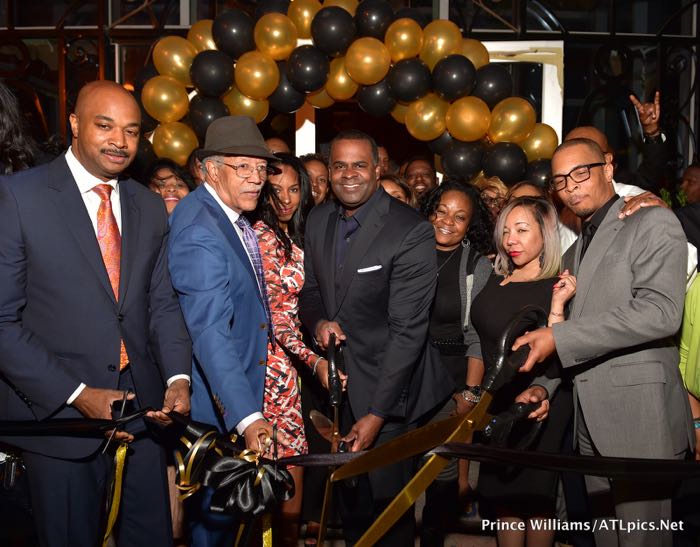 T.I. Debuts New Scales 925 Restaurant In Atlanta [Photos] - Hip-Hop Wired