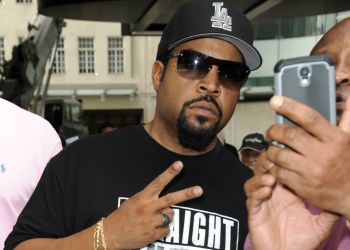 Ice Cube Signs To Interscope, 'Death Certificate' Reissue Drops In June ...