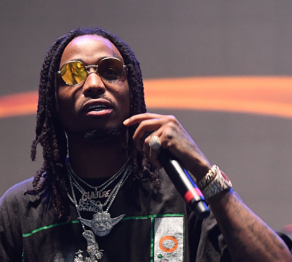 Migos Rapper Offset Kicked Off Flight For Talking On Phone, "F*ck ...