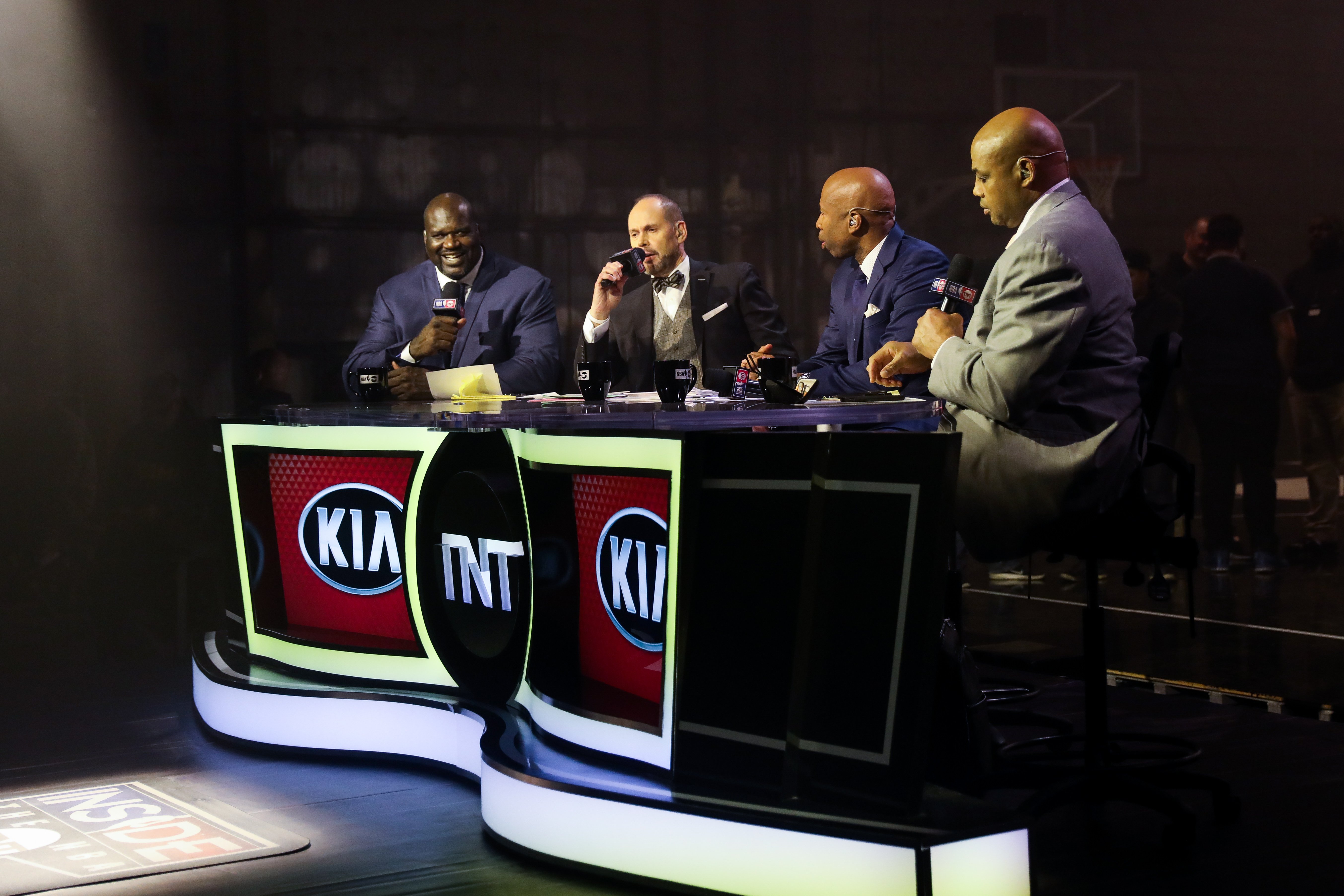 TNT Will Launch Their NBA VR Initiave February 16th