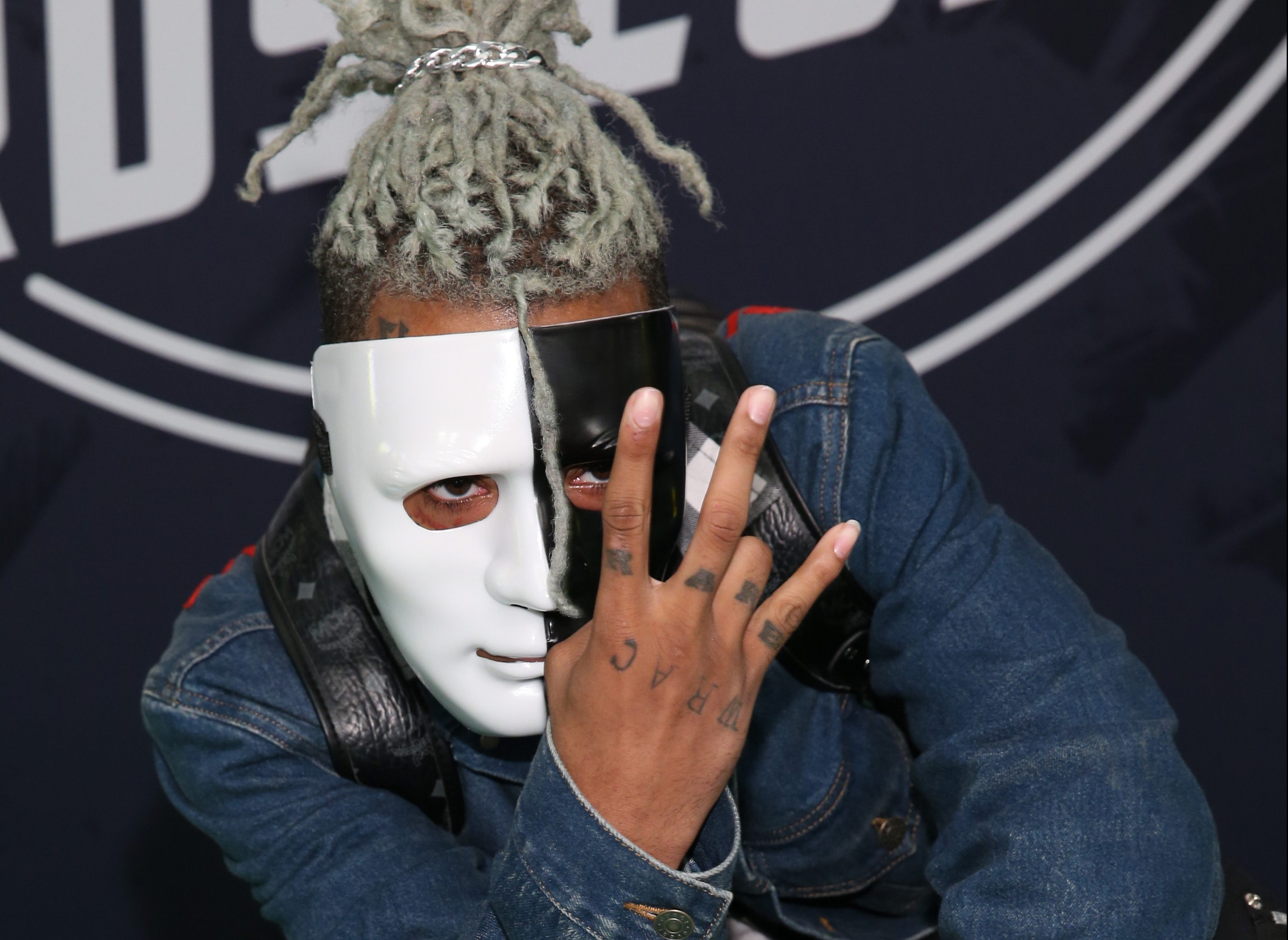 Old Footage Of XXXTentacion Hitting A Girl Surfaces