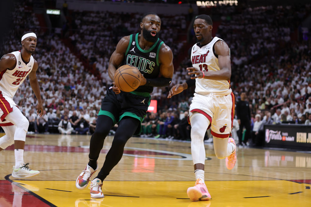 Twitter Shocked Celtics & Lakers Are Down 0-3 In NBA Playoffs