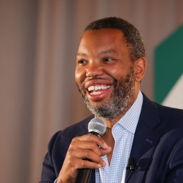 Emma Frost & Her Thick Thighs In 'Marvel Rivals' Spark Thirst