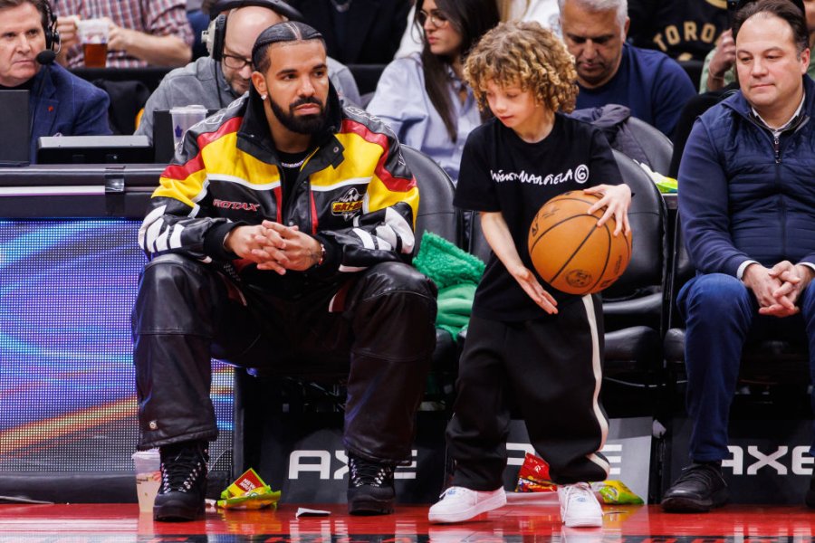 Drake & Sophie Reunite For Adonis’ Bday—Peace In The Family?
