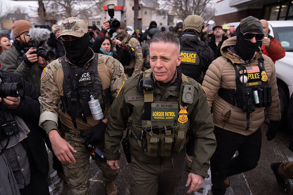 ICE Memo Greenlights Warrant-Less Agent Home Searches | 103.1 FM WEUP